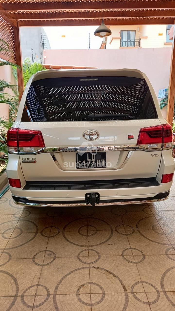 Toyota Land Cruiser GX